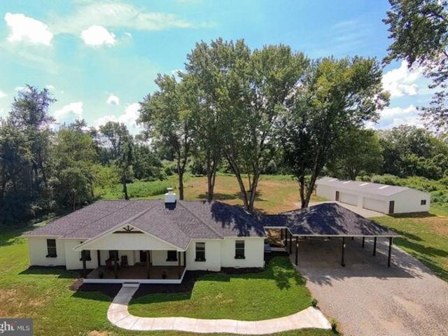 Engle Molers Rd, Harpers Ferry, Home For Sale