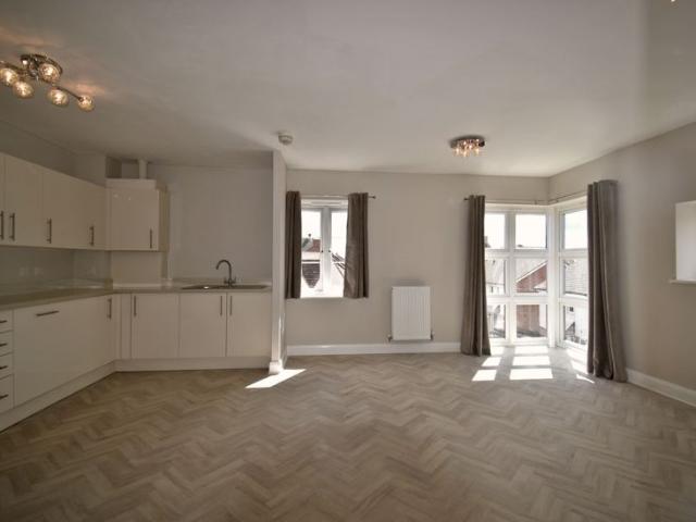 Englefield Way, Basingstoke RG24, 1 bed flat to rent, £1,100 pcm | PrimeLocation