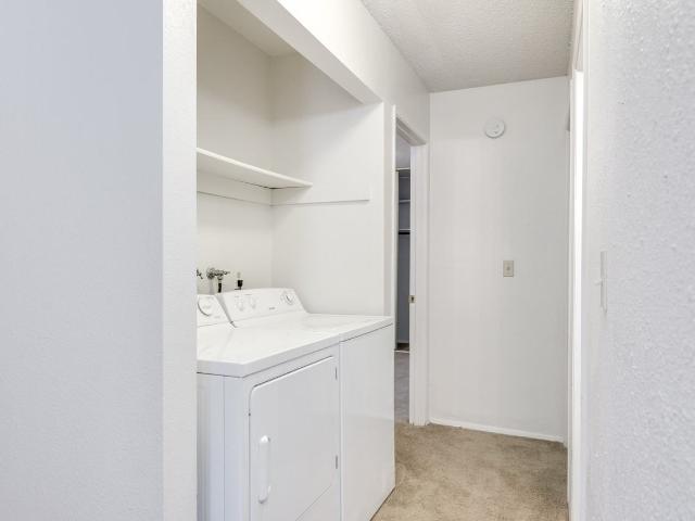 Englewood Terrace 2 Bedroom Apartment for Rent at 10960 Sw Springwood Dr, Tigard, OR 97223 Tigard Neighborhood Area 2