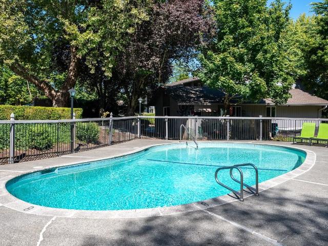 Englewood Terrace 3 Bedroom Apartment for Rent at 10960 Sw Springwood Dr, Tigard, OR 97223 Tigard Neighborhood Area 2
