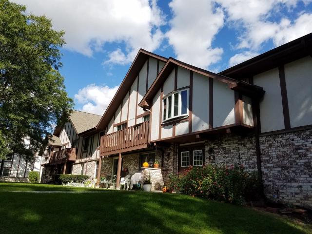 English Meadows Apartment Homes, Greenfield WI 2 Bedroom Apartment for Rent at 6510 W English Meadows Dr, Greenfield, WI 53220