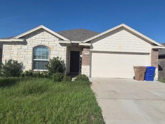English Oak Dr