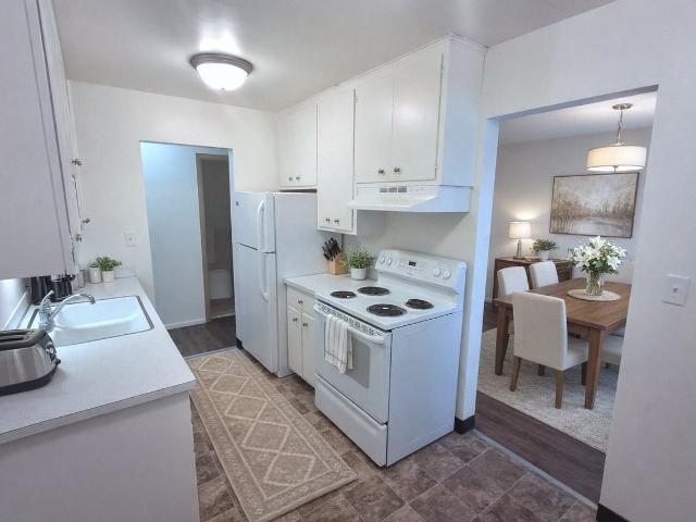 English Conway Place 1 Bedroom Apartment for Rent at 1351 Conway St, St. Paul, MN 55106 Dayton's Bluff