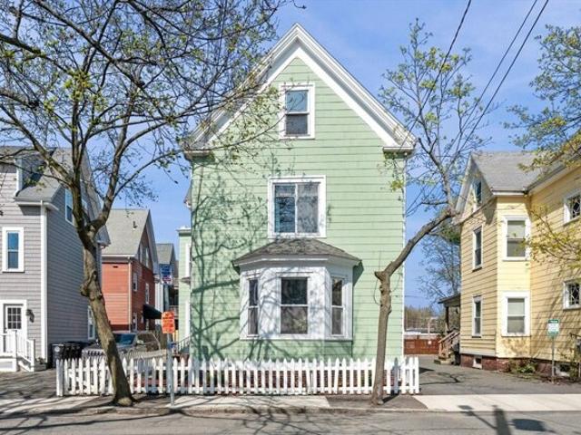 English St, Salem, Home For Sale