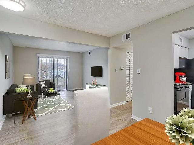 English Village Apartments 2 Bedroom Apartment for Rent at 545 English Village Dr, Indianapolis, IN 46239 Irvington