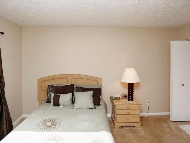 English Village Apartments 2 Bedroom Apartment for Rent at 545 English Village Dr, Indianapolis, IN 46239 Irvington