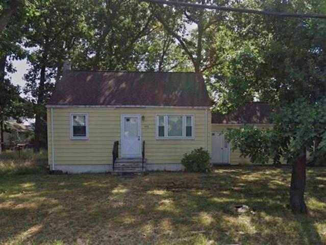 Englishtown Rd, Old Bridge, Home For Sale