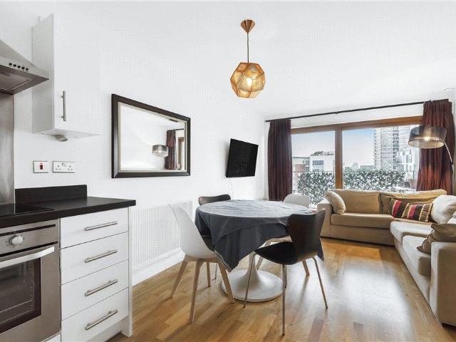 Enid Street, London, SE16 2 bed apartment to rent £2,950 pcm £681 pw