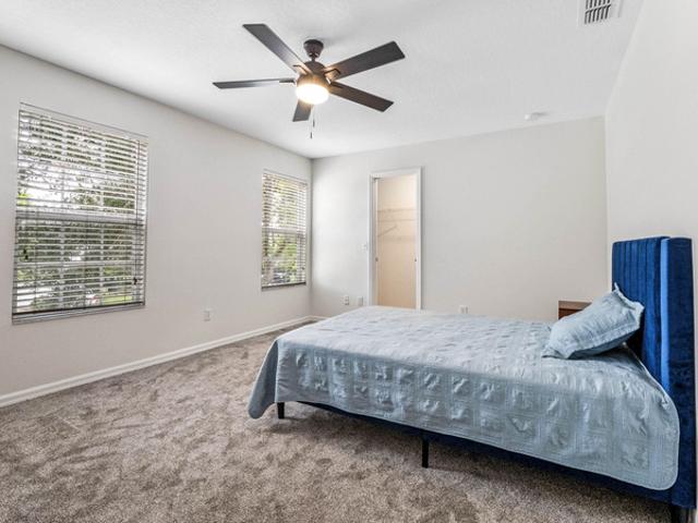 Enjoy the vibrant Avalon Park/Waterford Lakes lifestyle just minutes away. Modern, spacious and newly renovated home, outdoor space, and Community Pool