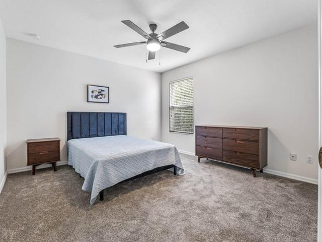 Enjoy the vibrant Avalon Park/Waterford Lakes lifestyle just minutes away. Modern, spacious and newly renovated home, outdoor space, and Community Pool