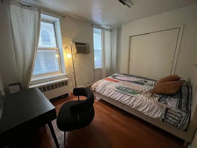 Enjoy this short term fully furnished sublet