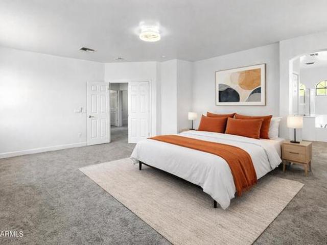 ENJOY this SPACIOUS MODERN Home in Peoria close to ARROWHEAD SHOPPING CENTER & Near Bus