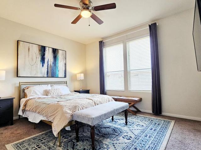 Enjoy all the amenities and shopping near Pearland