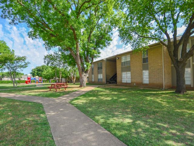 Enjoy Comfortable, Budget Friendly Living at Marbella Apartments in Dallas, TX