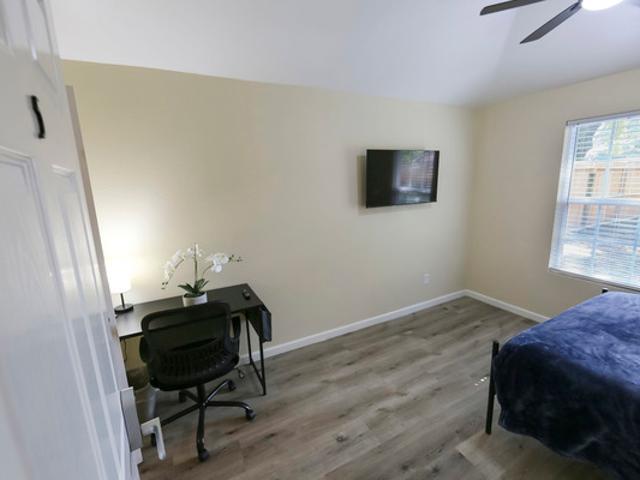 Enjoy suburban tranquility while remaining minutes from George Bush Intercontinental Airport. With major highways, shopping, and dining just a short drive away, this home offers the perfect balance of peace and convenience