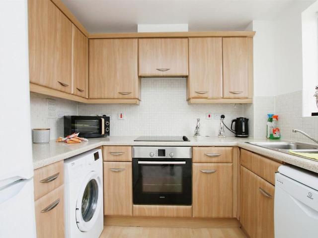Enstone Road, Acer Court EN3, 2 bed flat to rent, £1,900 pcm | PrimeLocation