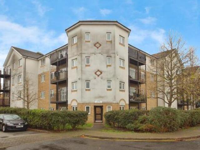 Enstone Road, Enfield, 2 Bedroom Apartment