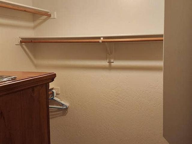 Ensuite bedroom on preserve