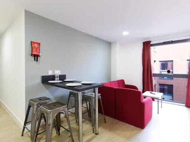 Ensuite Bronze