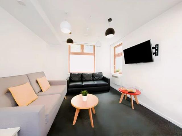 Ensuite Classic Ground Floor