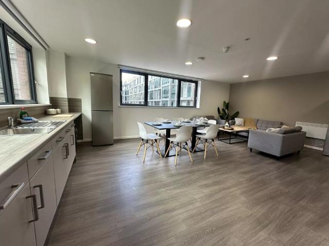 Ensuite Gold Plus