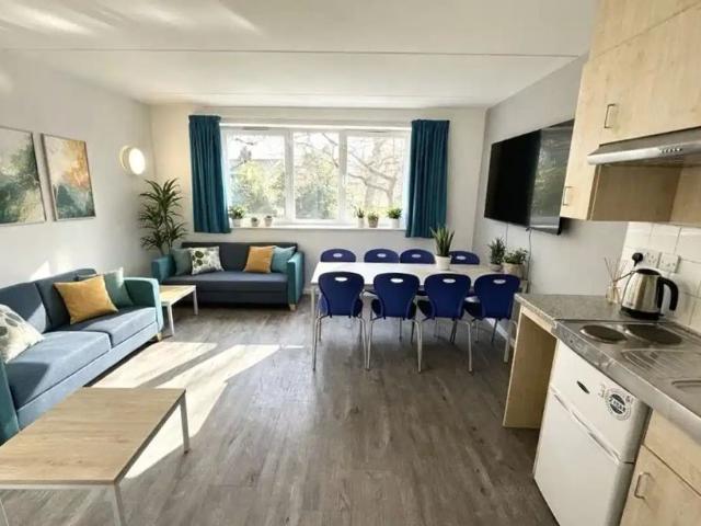 Ensuite Plus