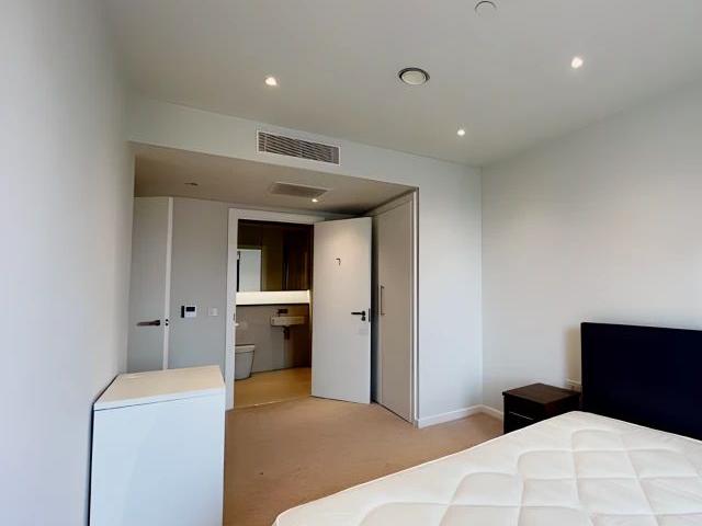 Ensuite Room