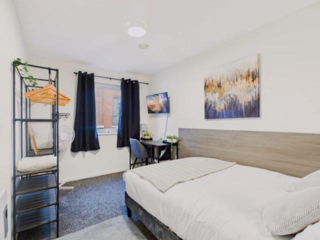 Ensuite Room