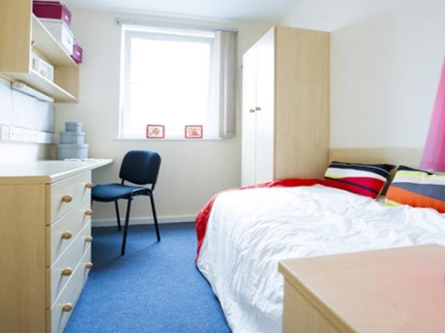 Ensuite single room in 4 bedroom student flat Pads for Students