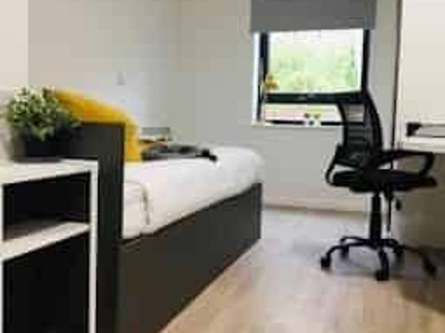 Ensuite Waterfront