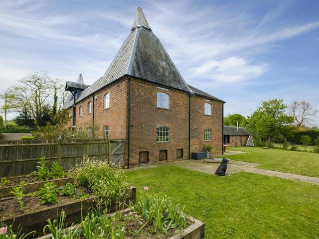 Ensden Oast, Lower Ensden Road, Old Wives Lees CT4, 6 bed semi detached house to rent, £3,500 pcm | PrimeLocation