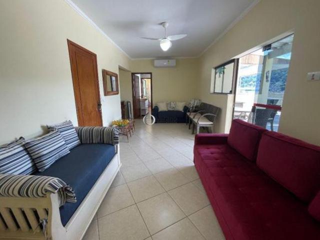 Enseada cobertura com vista livre, ótima localização