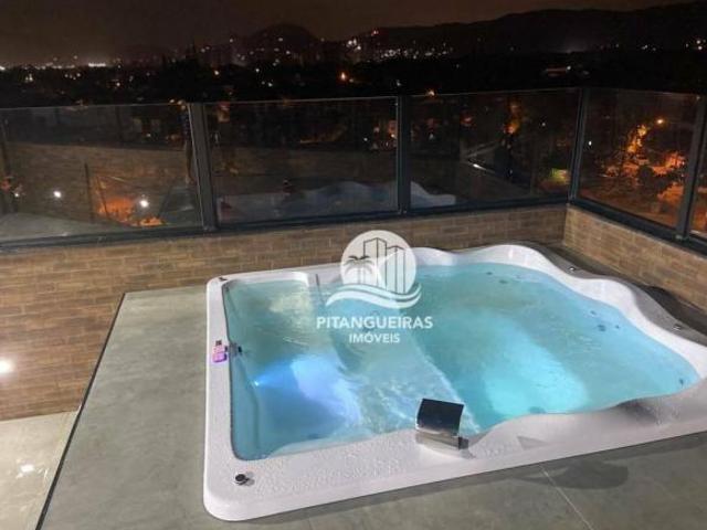 Enseada Cobertura duplex 02 dormitórios 02 vagas 500 metros da praia