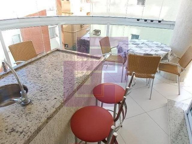 Enseada Lindo Apartamento