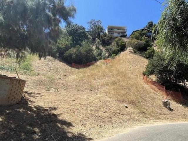 Ensenada Dr, Woodland Hills, CA 91364