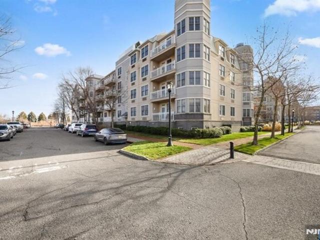 Enterprise Ct Apt,jersey City, Condo For Sale