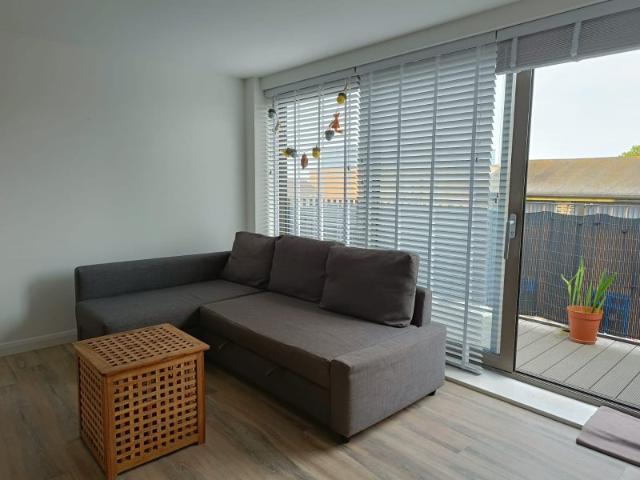 Entire flat available for short term periods