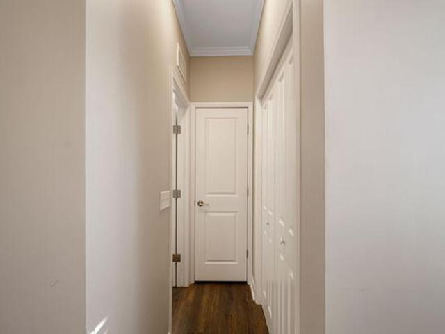 ENTIRE HOME Detached 1 BD 1 BA in Grove Park. Close to Beltline, Midtown and Downtown!