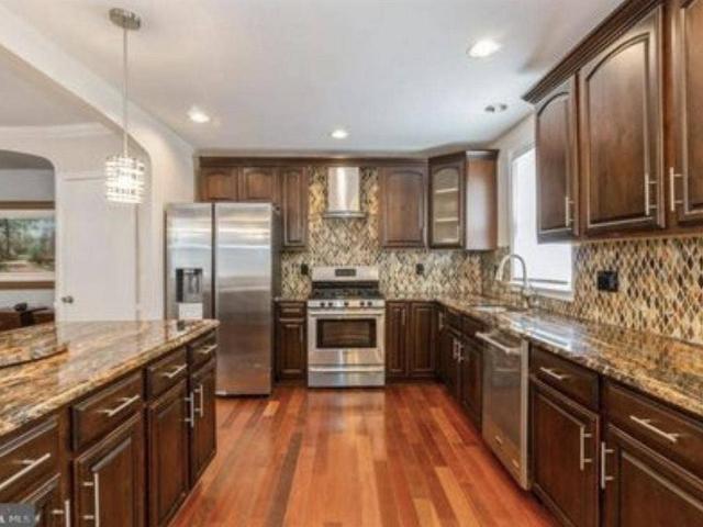 Entire Home or Private Rooms