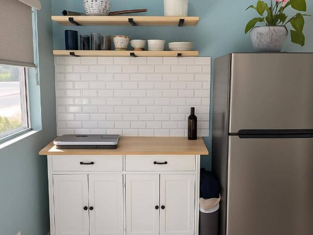 Entire Side of Duplex ba