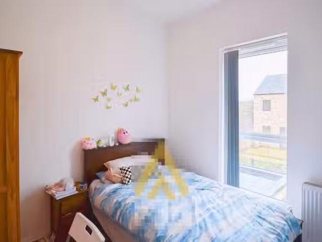 Entire Place·3B2.5B···59 Parkes Avenue 3 Bedroom 2.5 Bathroom