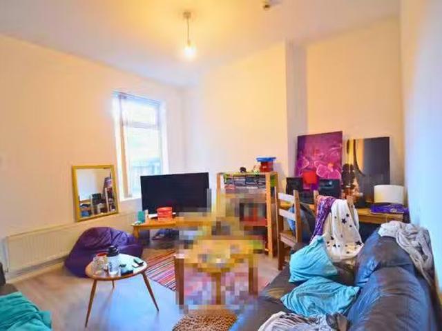 Entire Place·5B2B···1 Manilla Road, Selly Oak 5 Bedroom 2 Bath.