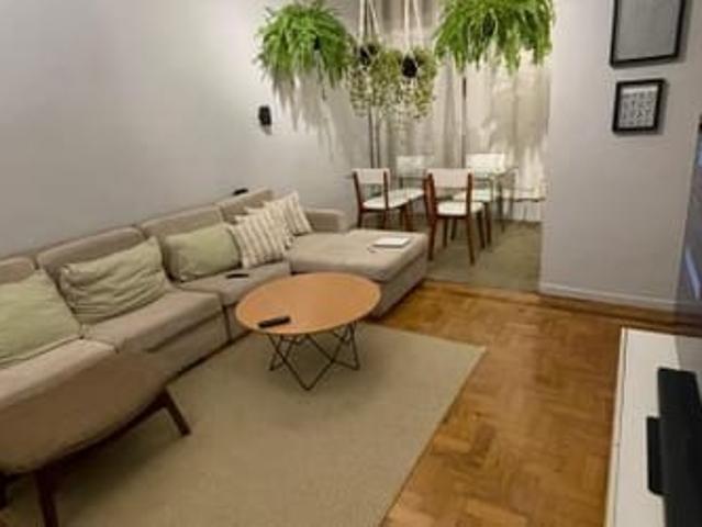 Entre e sinta se em casa — quarto mobiliado!