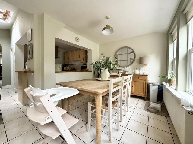 Entry Hill, Bath, Somerset 3 bed house to rent £1,900 pcm £438 pw