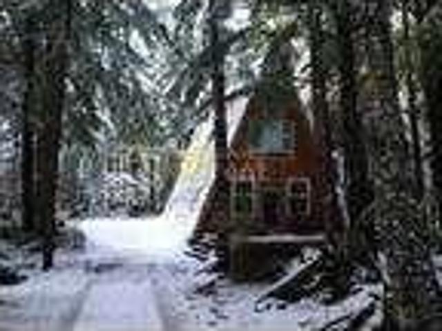 Enumclaw â? Perfect 3 bedroom cabin