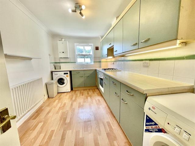 Enversham Court, Pearfield Road, Forest Hill, London SE23, 2 bed flat to rent, £1,945 pcm | PrimeLocation