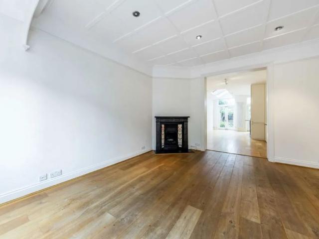 Esmond Road, W4 1JE, London