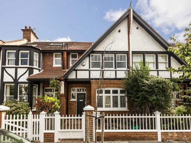 Esmond Road, London W4 4 bed house to rent £5,500 pcm £1,269 pw
