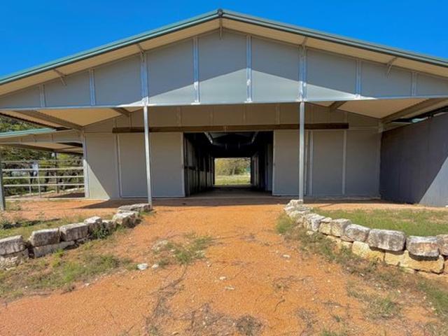 Escalar Dr, Llano, TX 78643