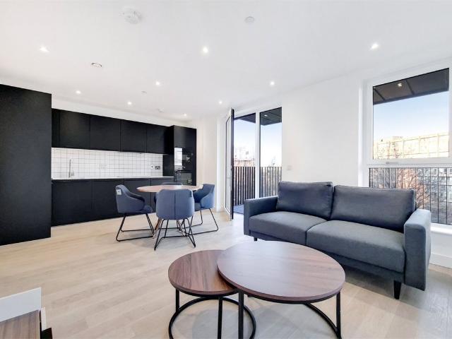 Escapade Place, London E14, 1 bed flat to rent, £2,275 pcm | PrimeLocation